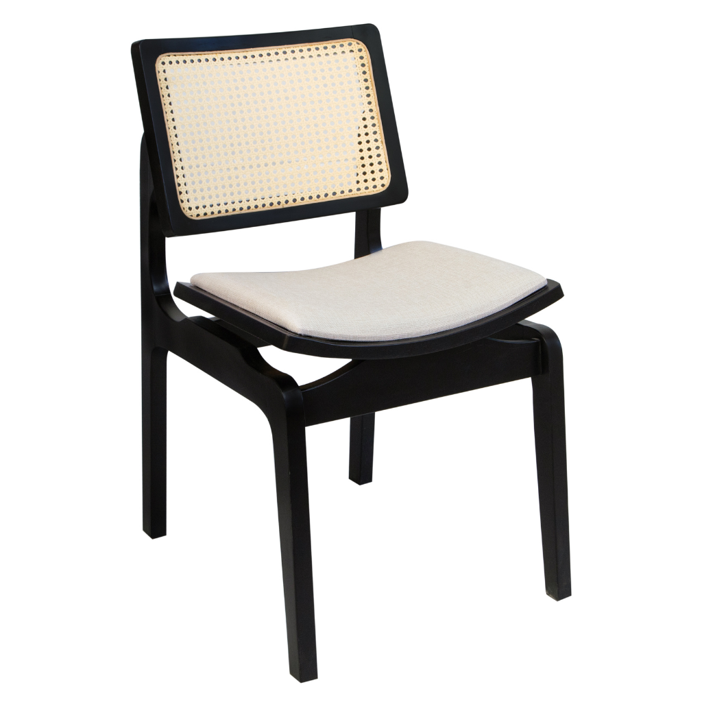 Cadeira Moderna de Telinha Estofada Milão Preto - Gamma Móveis